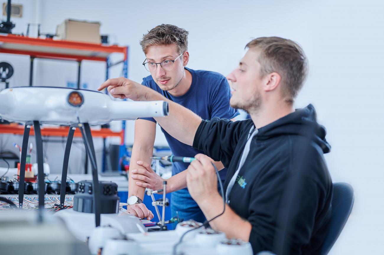 exabotix GmbH | FLYBOTS.INFO